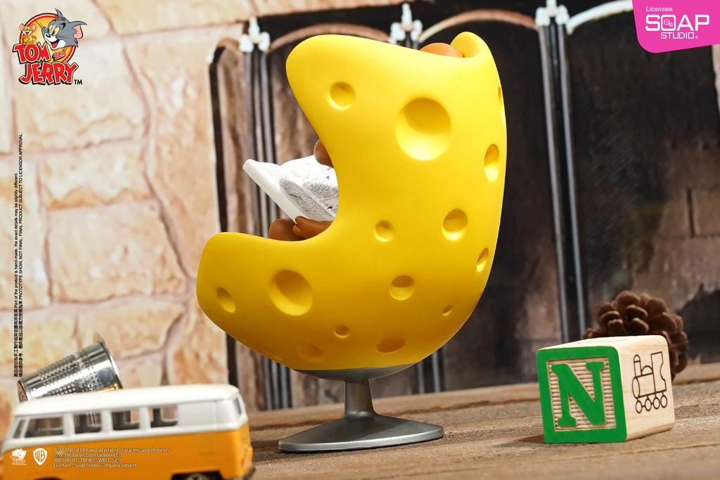 Soap Studio CA292 Tom and Jerry – Jerry's Reading Time Statue – Beast ...